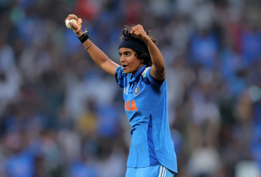 ESPNcricinfo Awards 2025 Debutant of the year - Shree Charani | Cricket ...